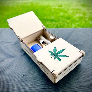 Stash Box | Fully Customizable | Lightburn Ready | Laser Cut File ...