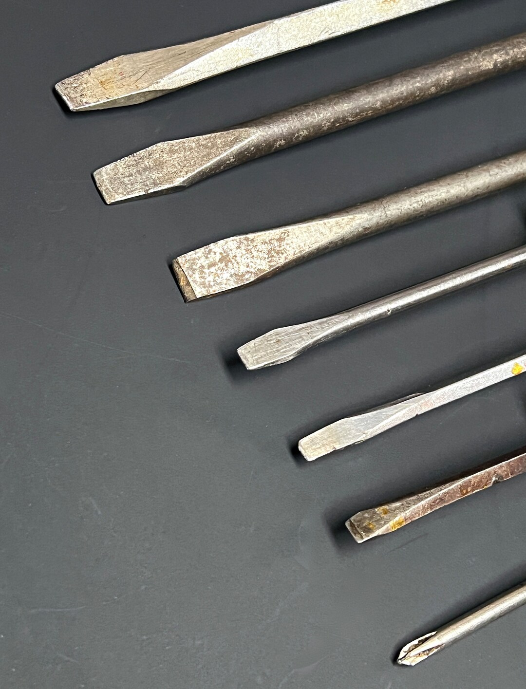 DAMAGED 7 VTG Flat Head Screwdriver Globemaster Unbranded Cushion Grip ...