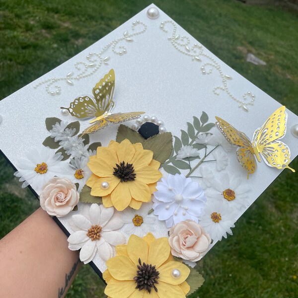 Grad Cap Flowers - Etsy