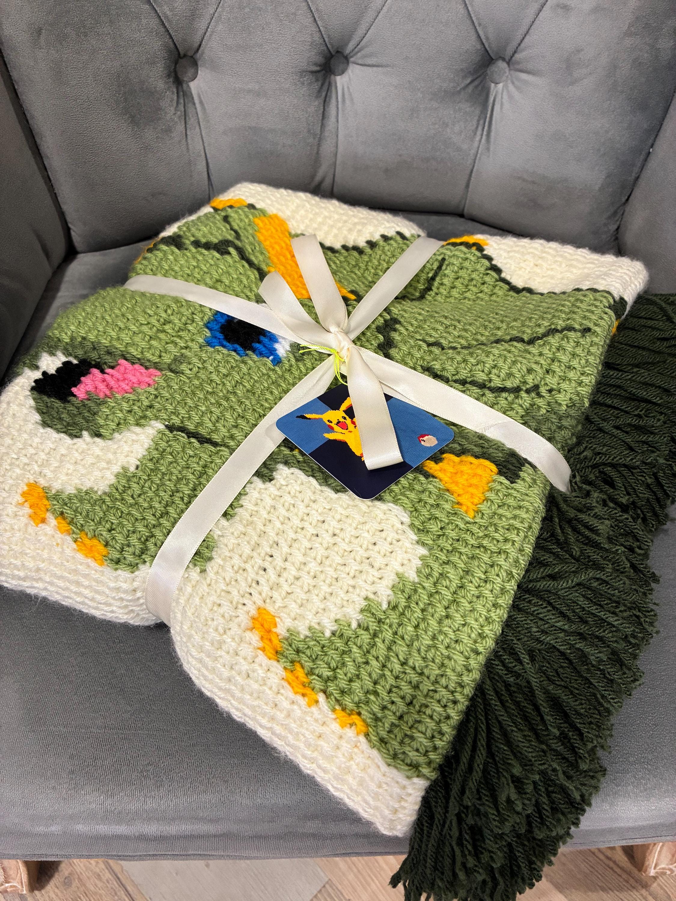 1125 Triceratops Dinosaur Green and White Afghans for Babies and ...