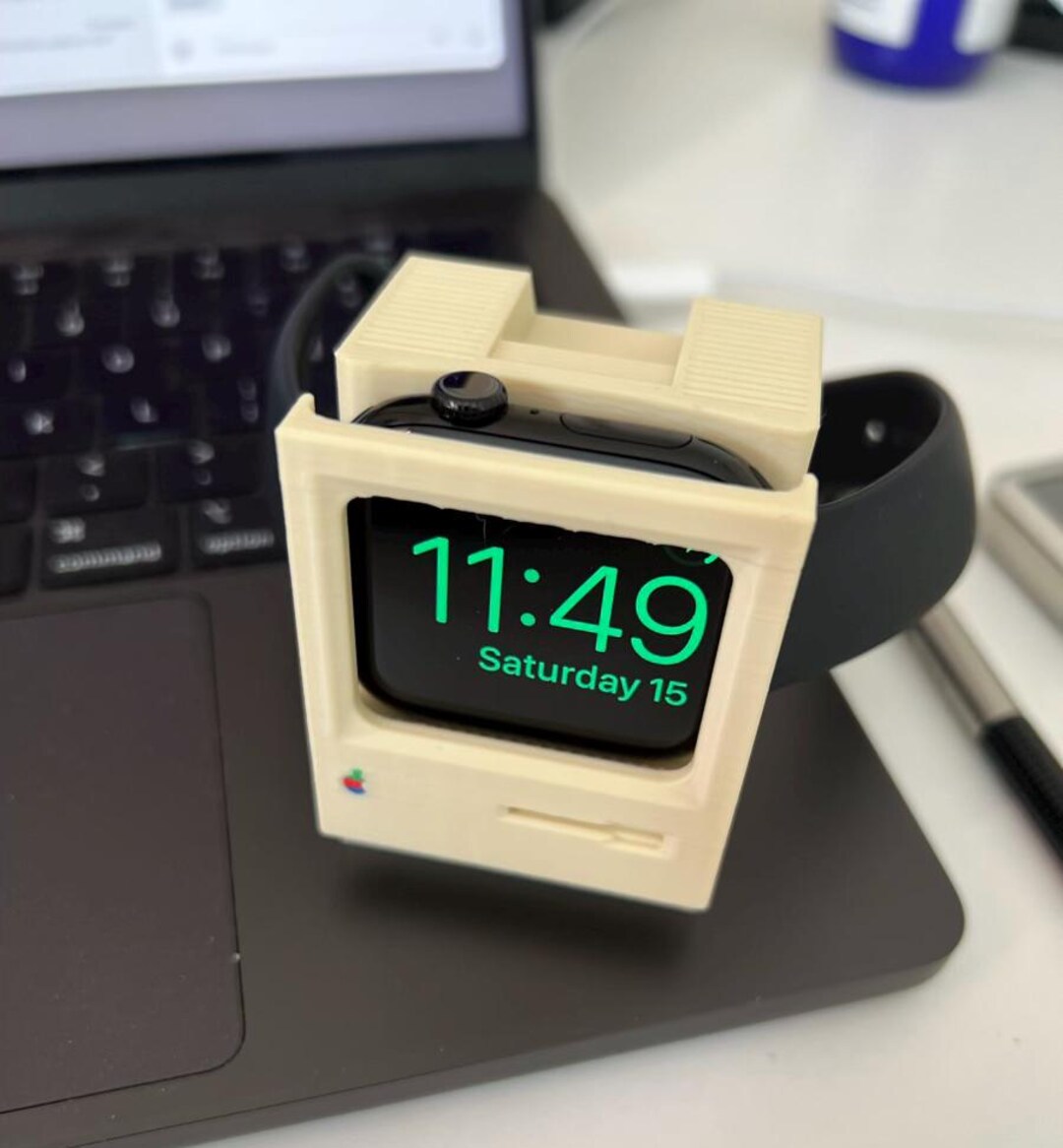 Classic Macintosh Plus Apple Watch Charger Stand | Retro Apple Watch ...