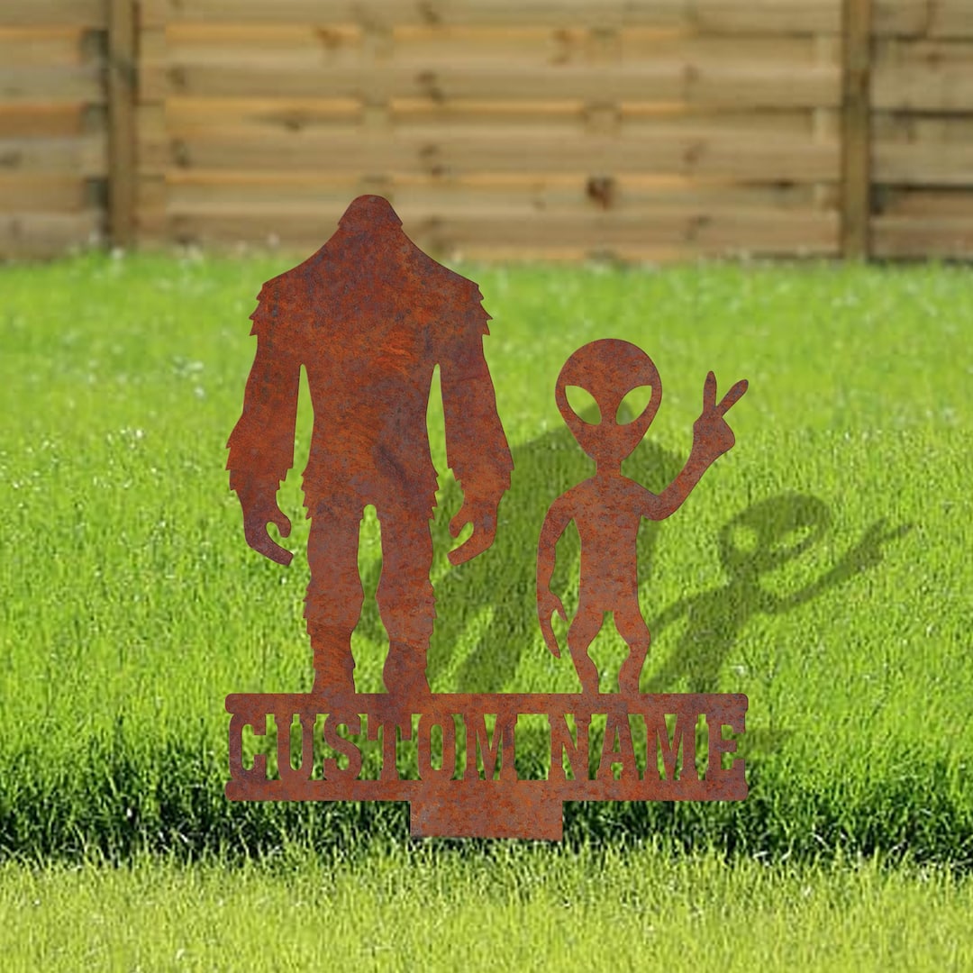 Custom Bigfoot and Alien Garden Yard Art, Sasquatch Sign With Stakes ...