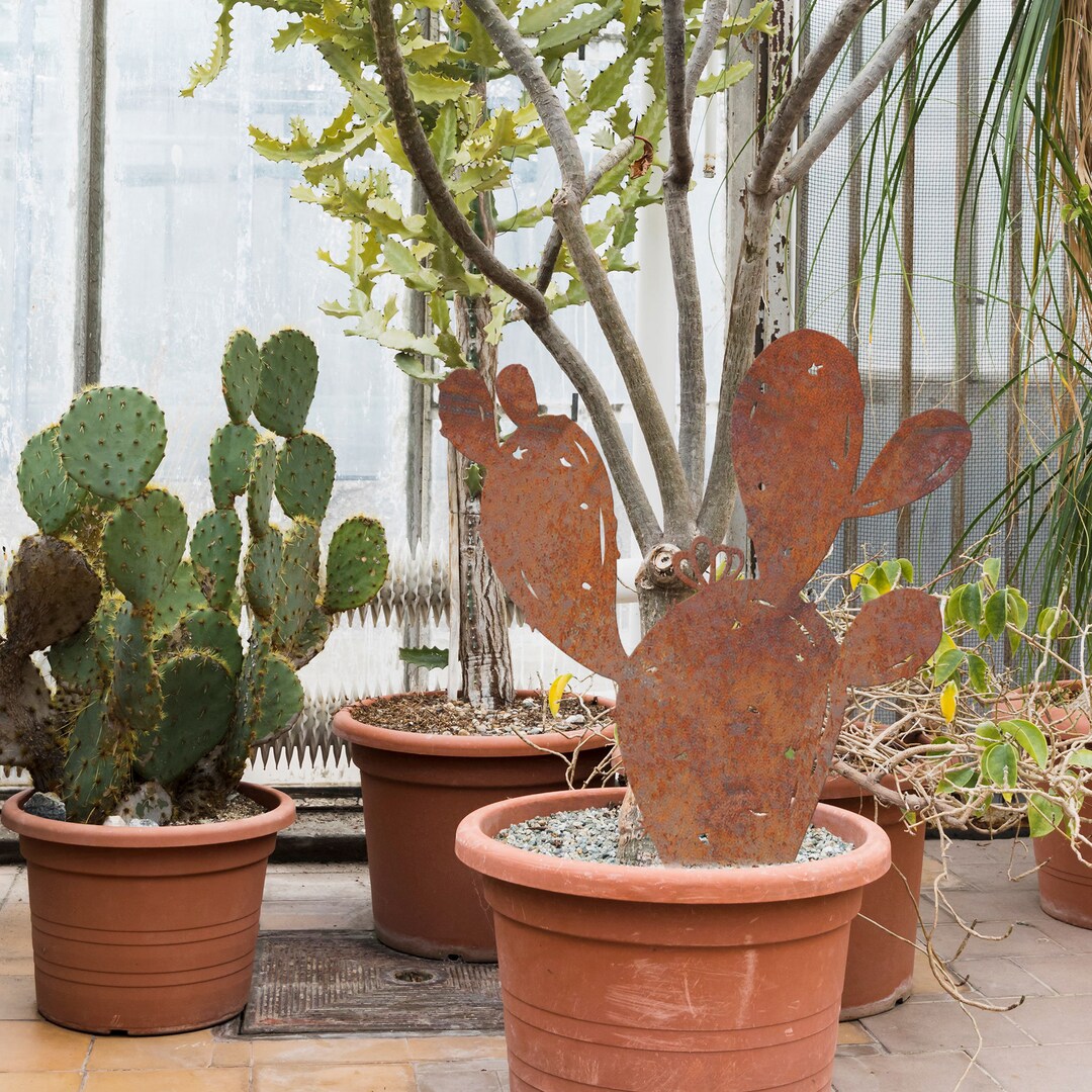 Metal Prickly Pear Cactus Yard Art, Metal Cactus, Rusty Desert Garden ...