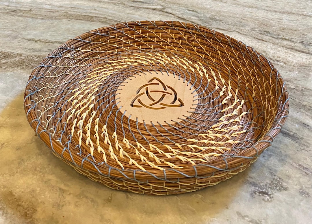 Celtic Knot - Large Round Longleaf Pine Needle Basket With Celtic ...