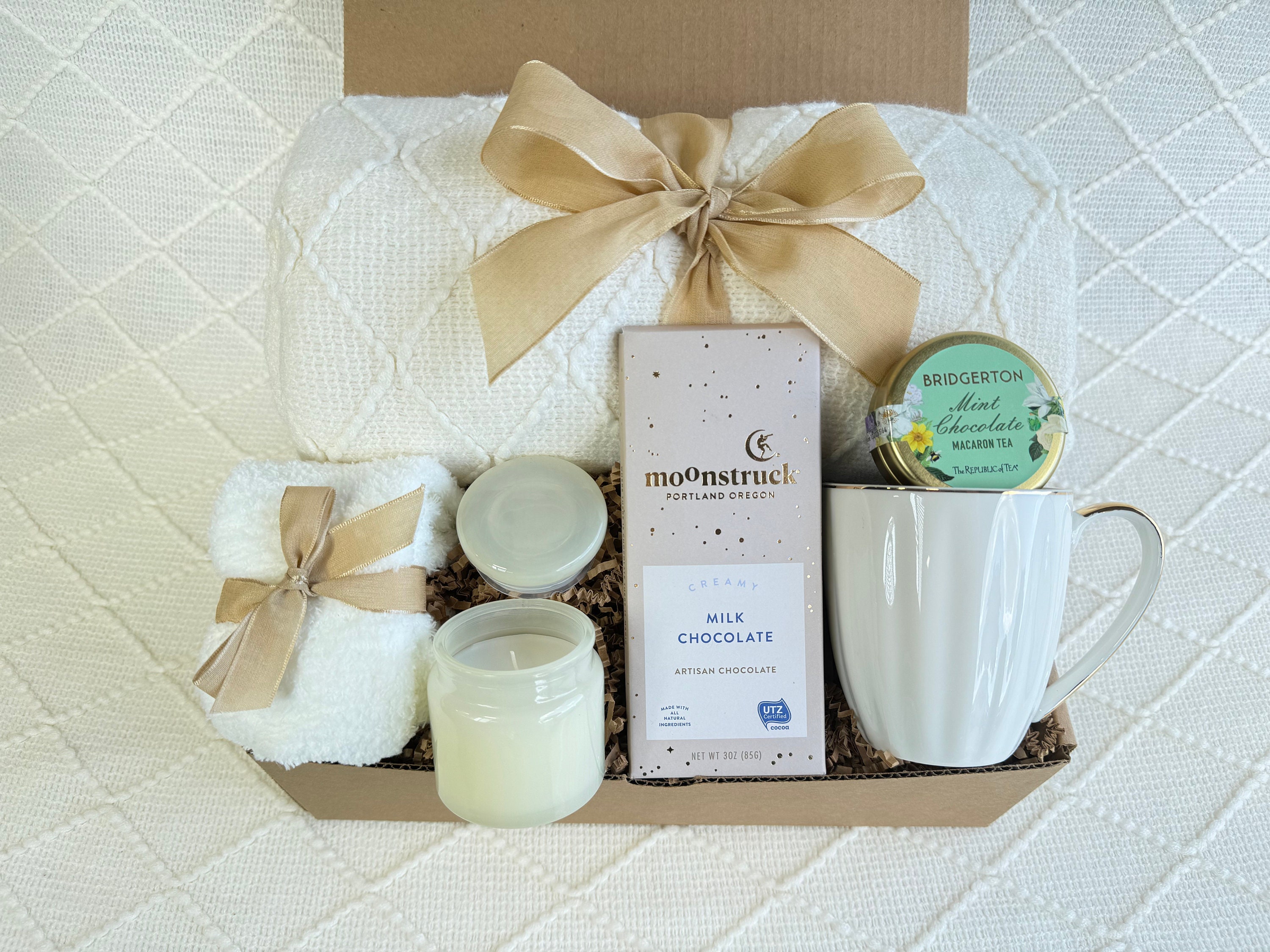 Cozy Birthday Gift Box: Blanket, Candle & Artisan Chocolate - Etsy