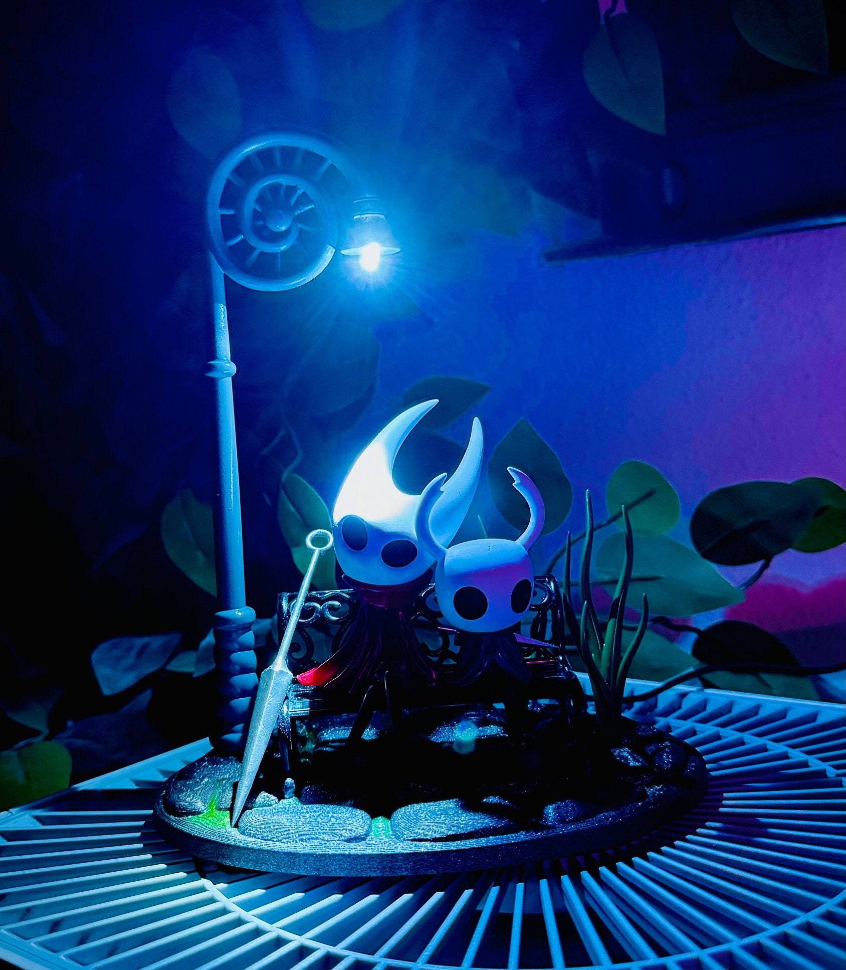 Hollow Knight Lamp Knight and Hornet Diorama Figure Hand - Etsy Canada