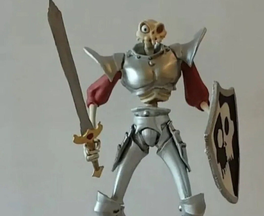 Sir Daniel Fortesque Medievil Fan Art Statue in Hand Painted Resin 25 ...