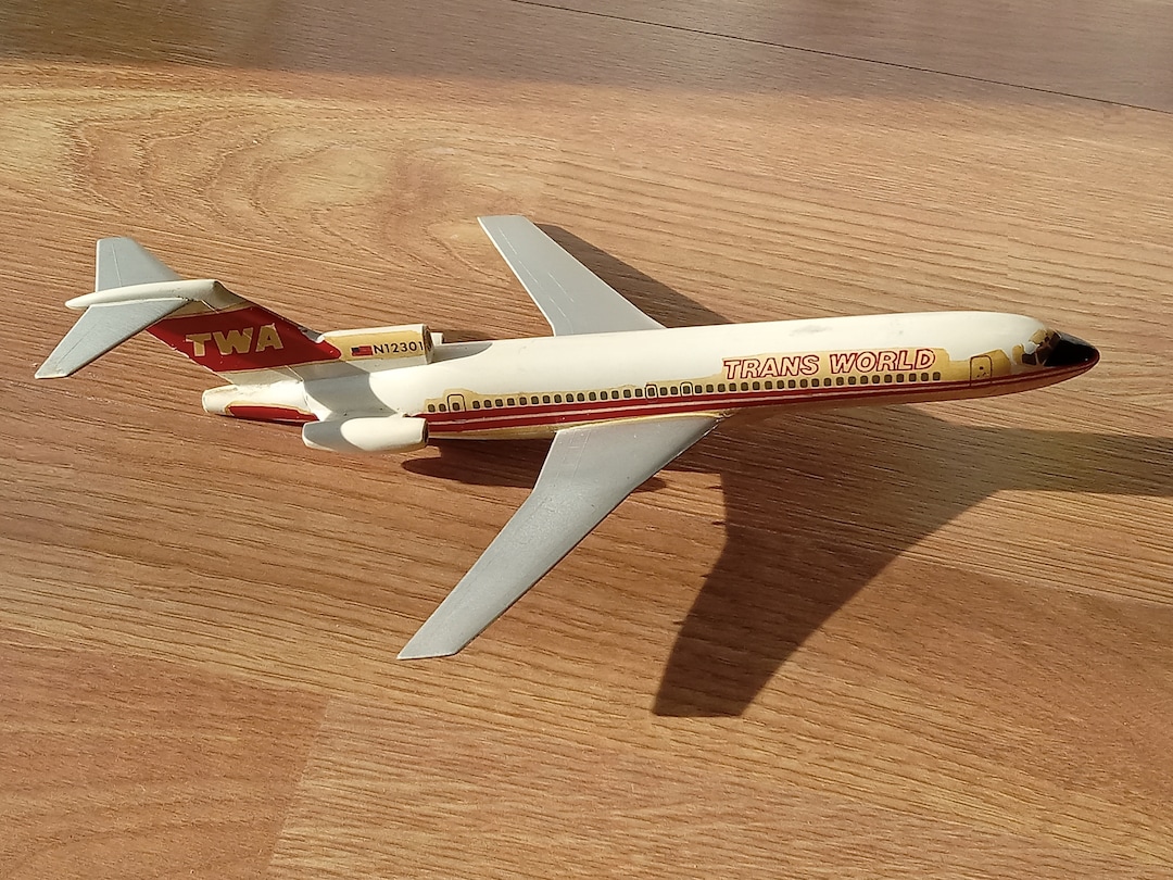 TWA Airplane, Vintage Trans World Airlines Model Airplane, Desktop ...