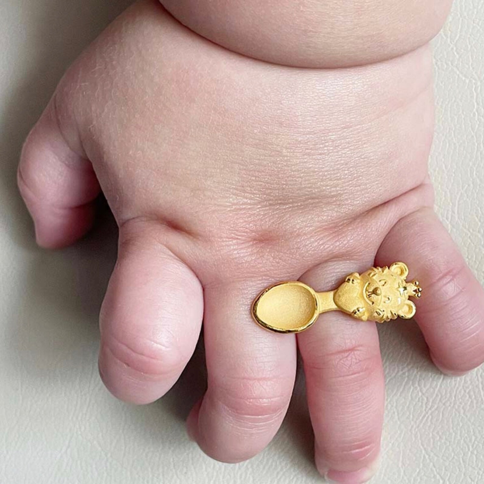 Gold Spoon Tiger Baby Ring 24K 0.999 Pure 3.75g 한돈 Dol Ring Engraved ...