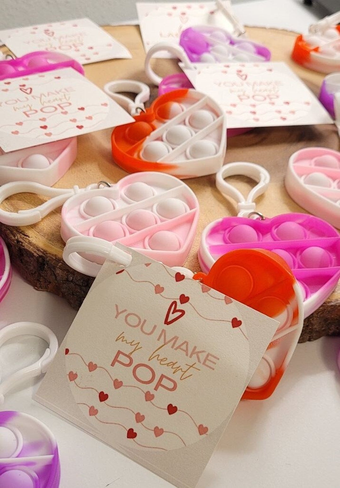 Valentine's Day Fidget Popper Tag | You Make My Heart POP - Etsy
