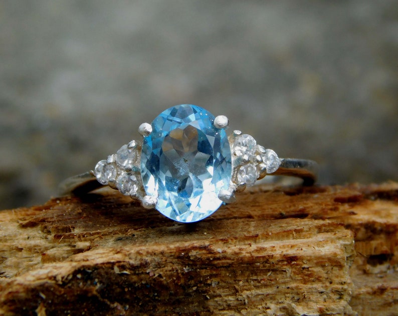 Ocean Blue Engagement Ring• Oval Aquamarine Promise Ring• Birthday Gift ...