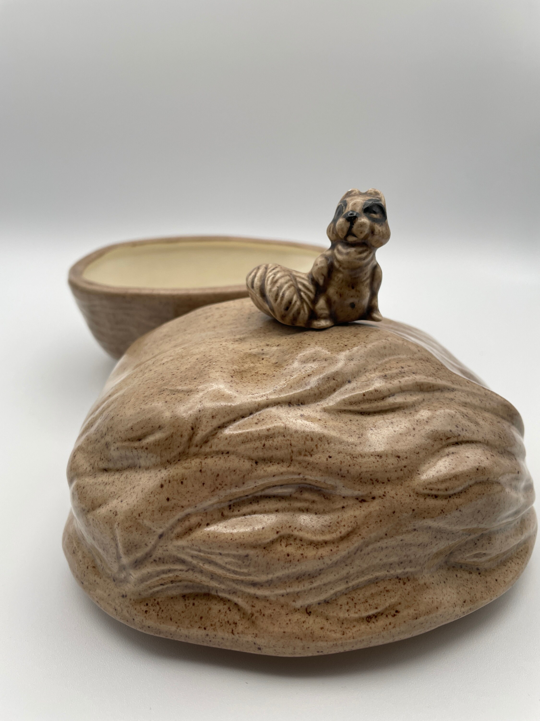 Vintage Brown Canister/box With Lid With a Squirrel on Top - Etsy
