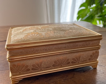 Shell Jewelry Box - Etsy