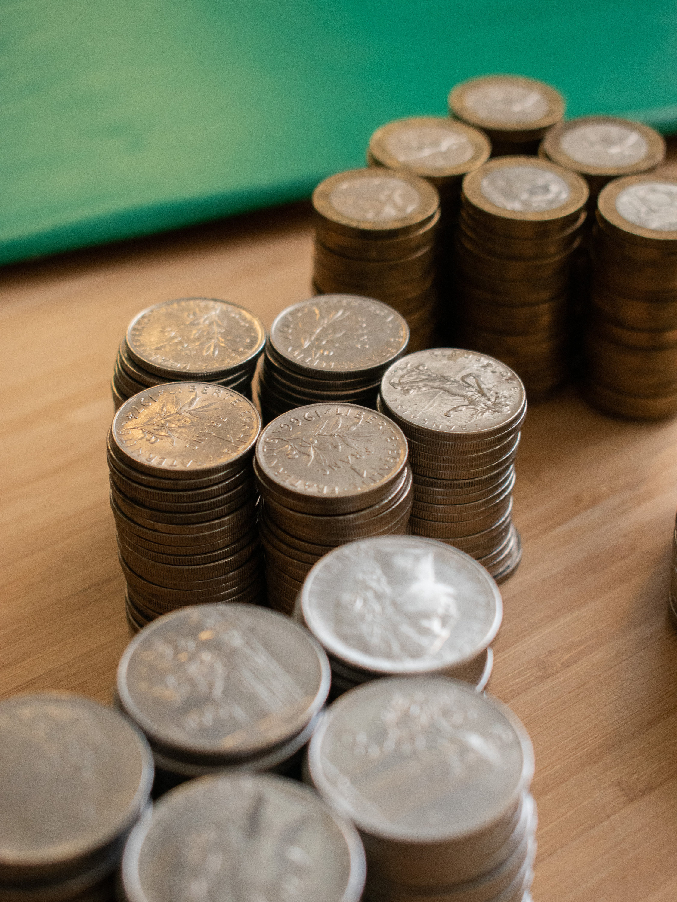 Huge Vintage Poker Set 500 Old Coins Antique Numismatics Poker Chips ...