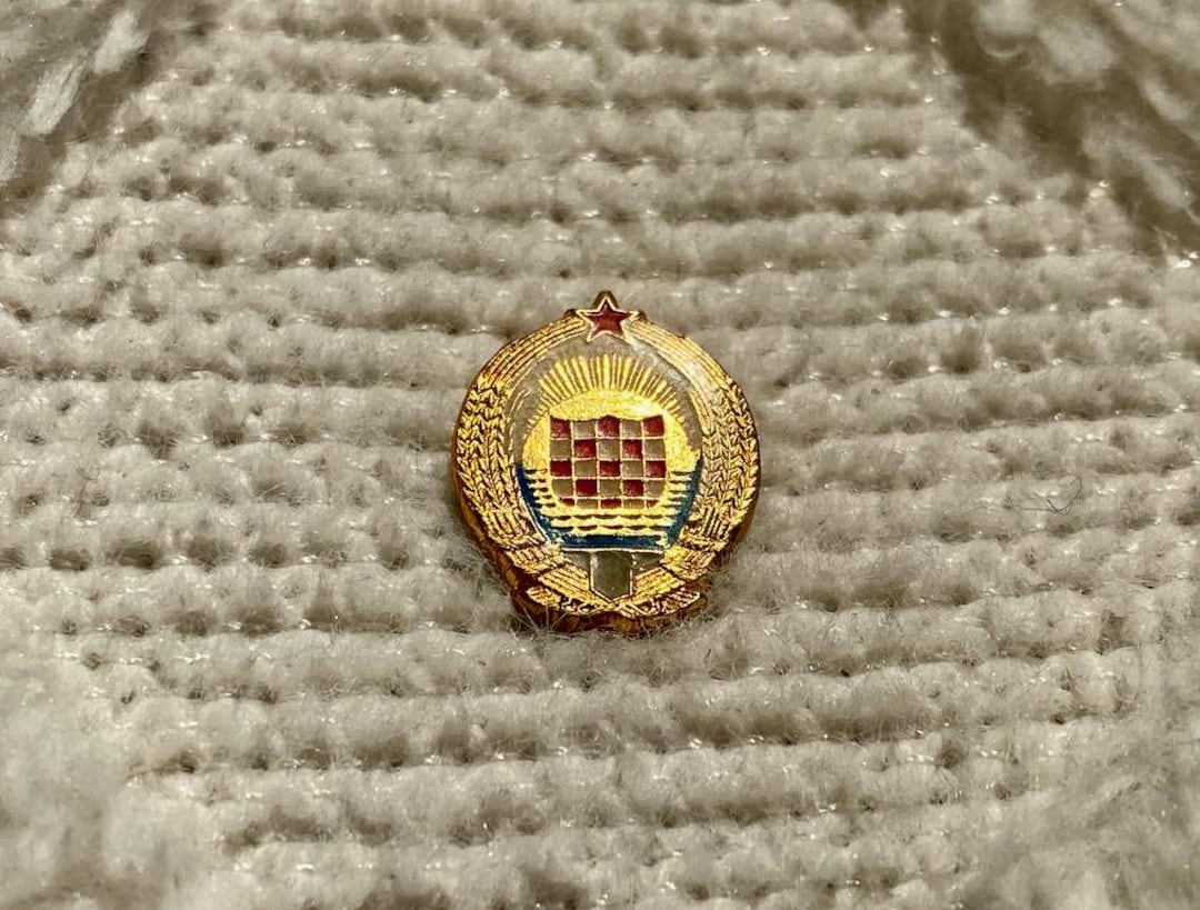 Vintage 1950s Socialist Republic of Croatia Emblem Lapel Pin | Antique ...