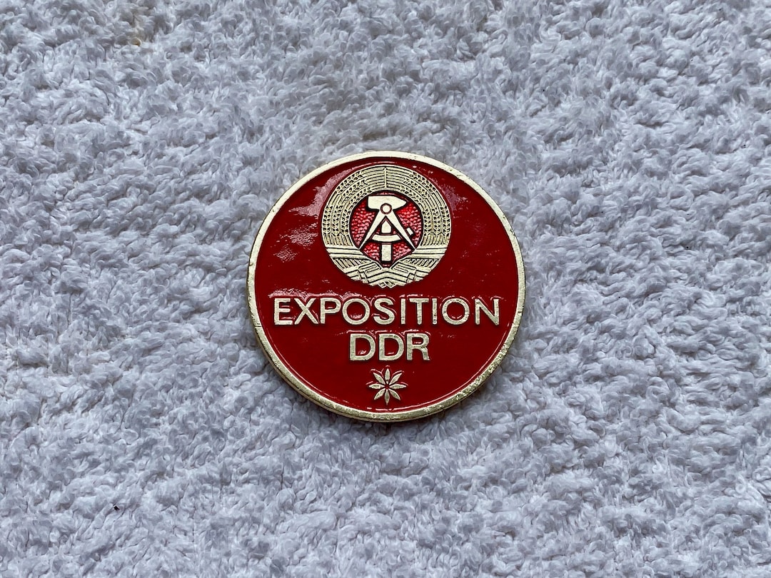 Vintage Lapel Pin Featuring the Flag of East Germany | Antique East ...