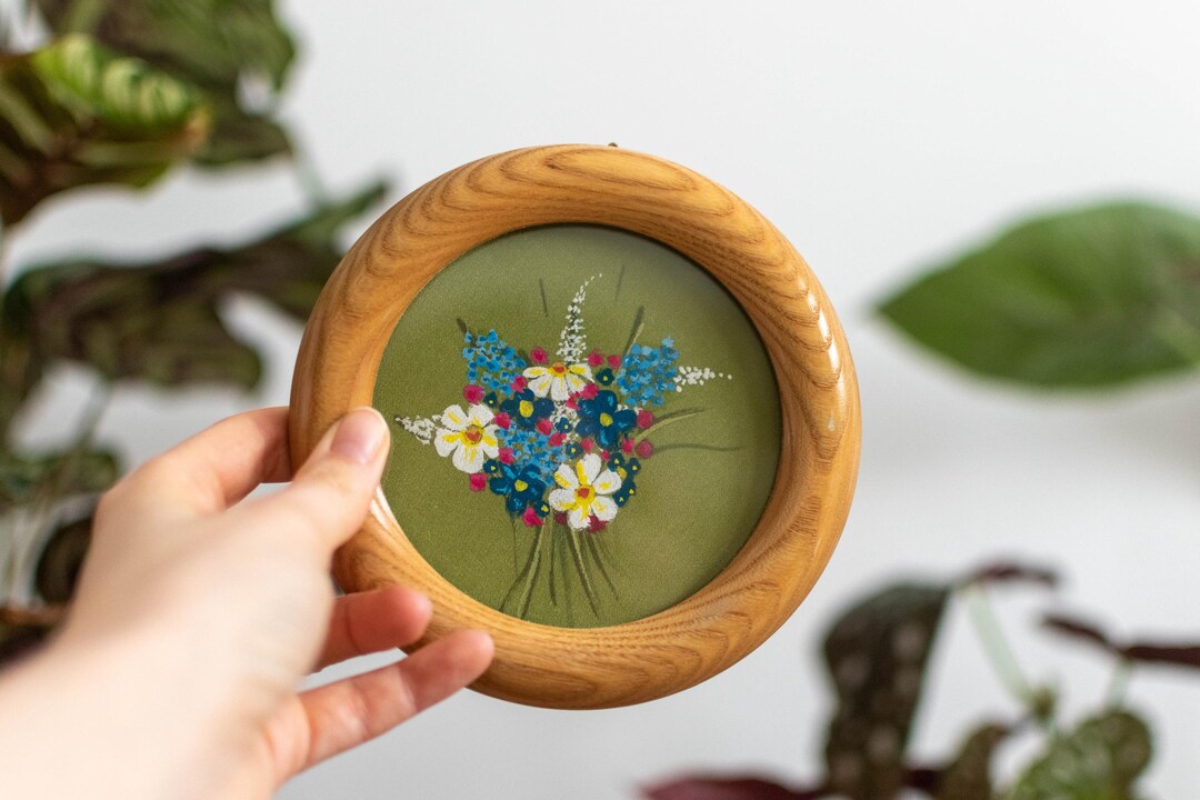 Vintage 1960s Circular Oil on Fabric Floral Painting – Original Mid ...
