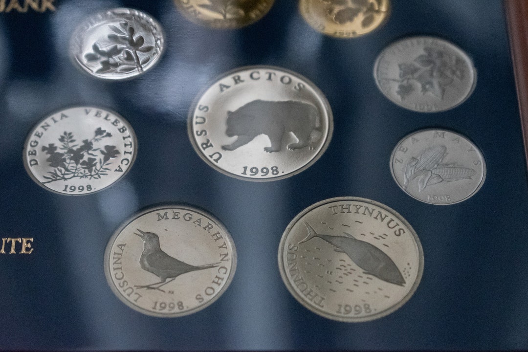 Official Croatian Numismatic Sets of Kuna and Lipa Coins in Circulation ...