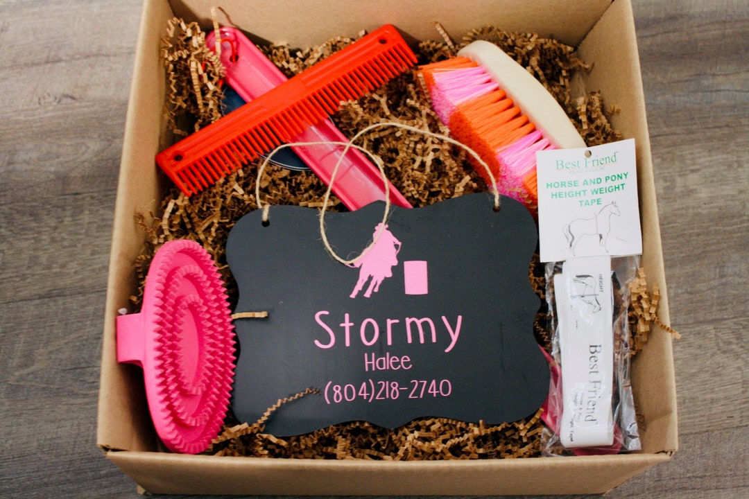 NEW Horse Gift Box | Custom Horse Name Sign | Custom Stall Sign | Show ...