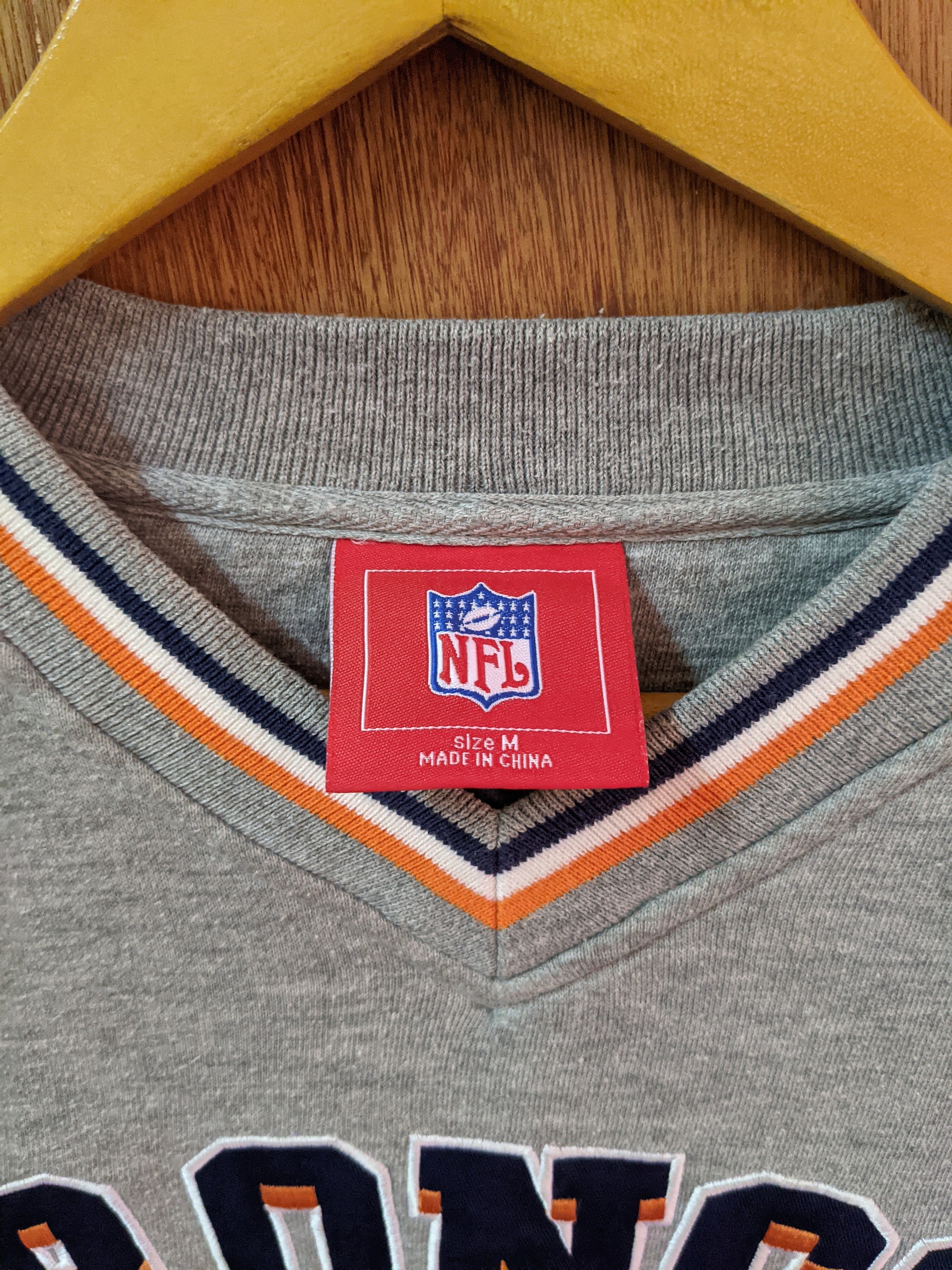 Vintage Denver Broncos Embroidered Logo Sweatshirt Denver Broncos ...