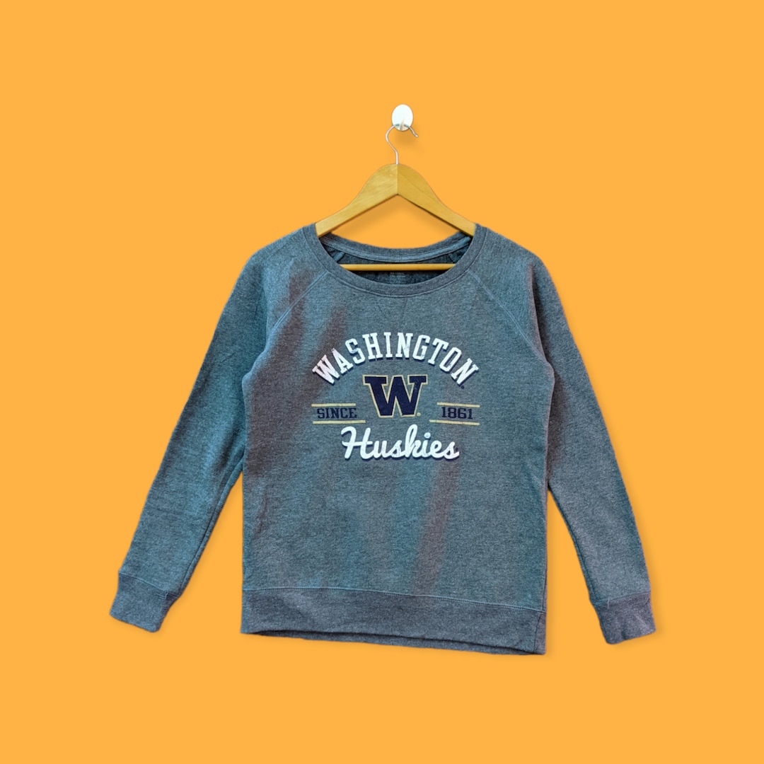 Washington Huskies Sweatshirt Washington Huskies Crewneck Washington ...