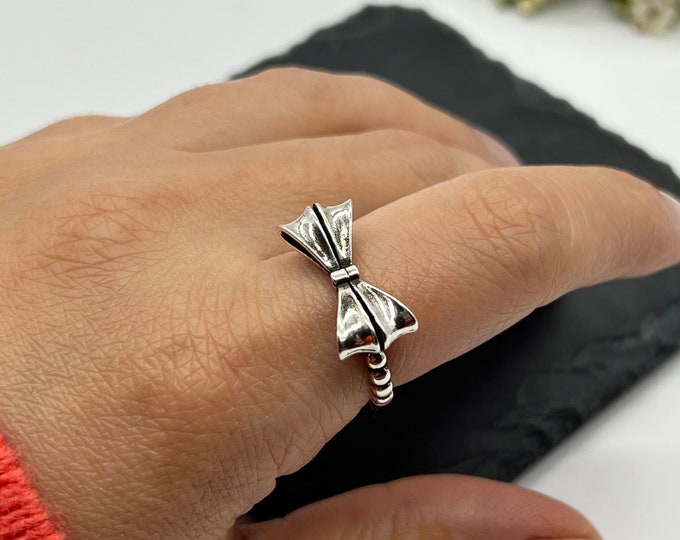 Silver Bow Ring, Sterling Silver Bow, Bow Ring, Dainty Silver Ring ...