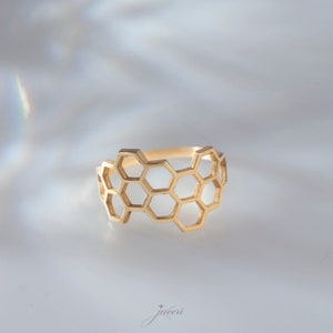 925K Silver Honeycomb Ring, Minimal Bee Comb Ring, Hexagon Shape Band ...