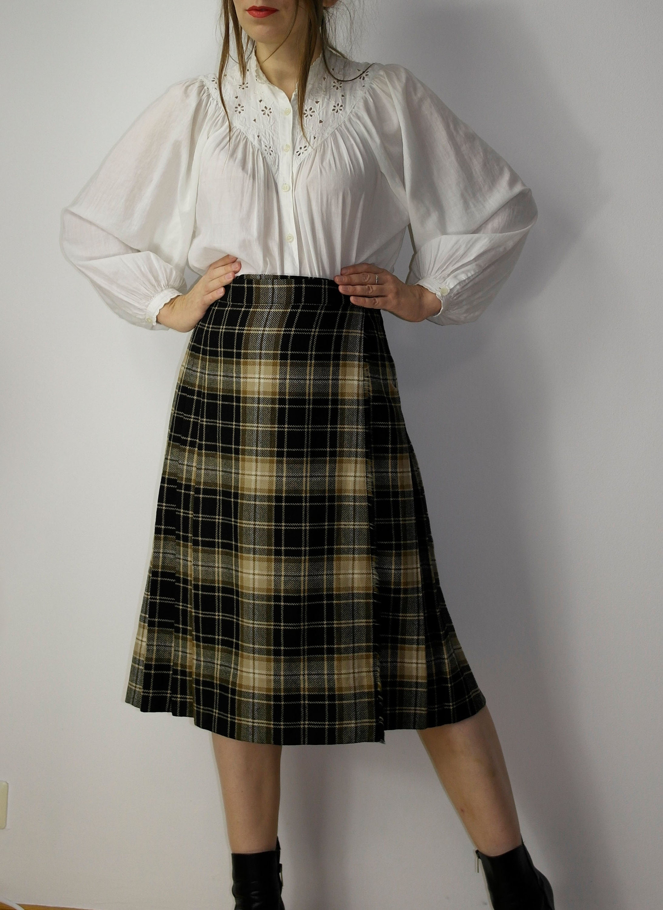 Scottish Vintage 70s BRAEMAR SCOTLAND Multi Tartan Plaid Pleated Pure ...