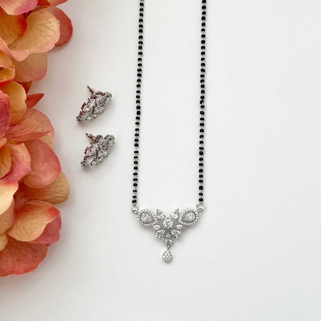 Mangalsutra Set Indian Jewelry Bollywood Jewelry Karimani Sara Black ...