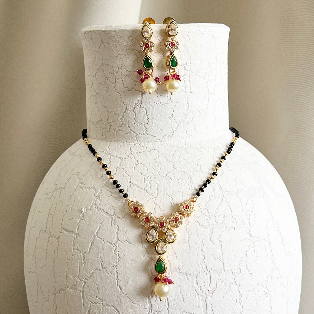 Kundan Mangalsutra Set Indian Jewelry Bollywood Jewelry Karimani Sara ...