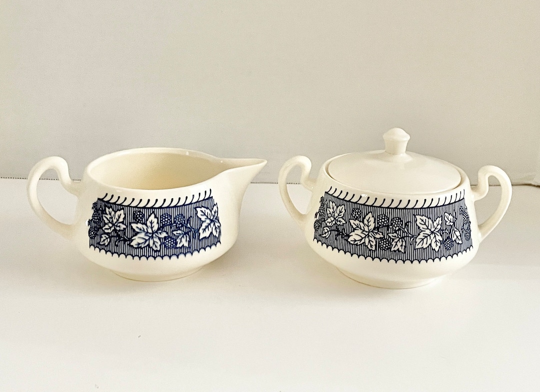 Vintage Homer Laughlin Shakespeare Country Blue Creamer and Sugar Bowl ...