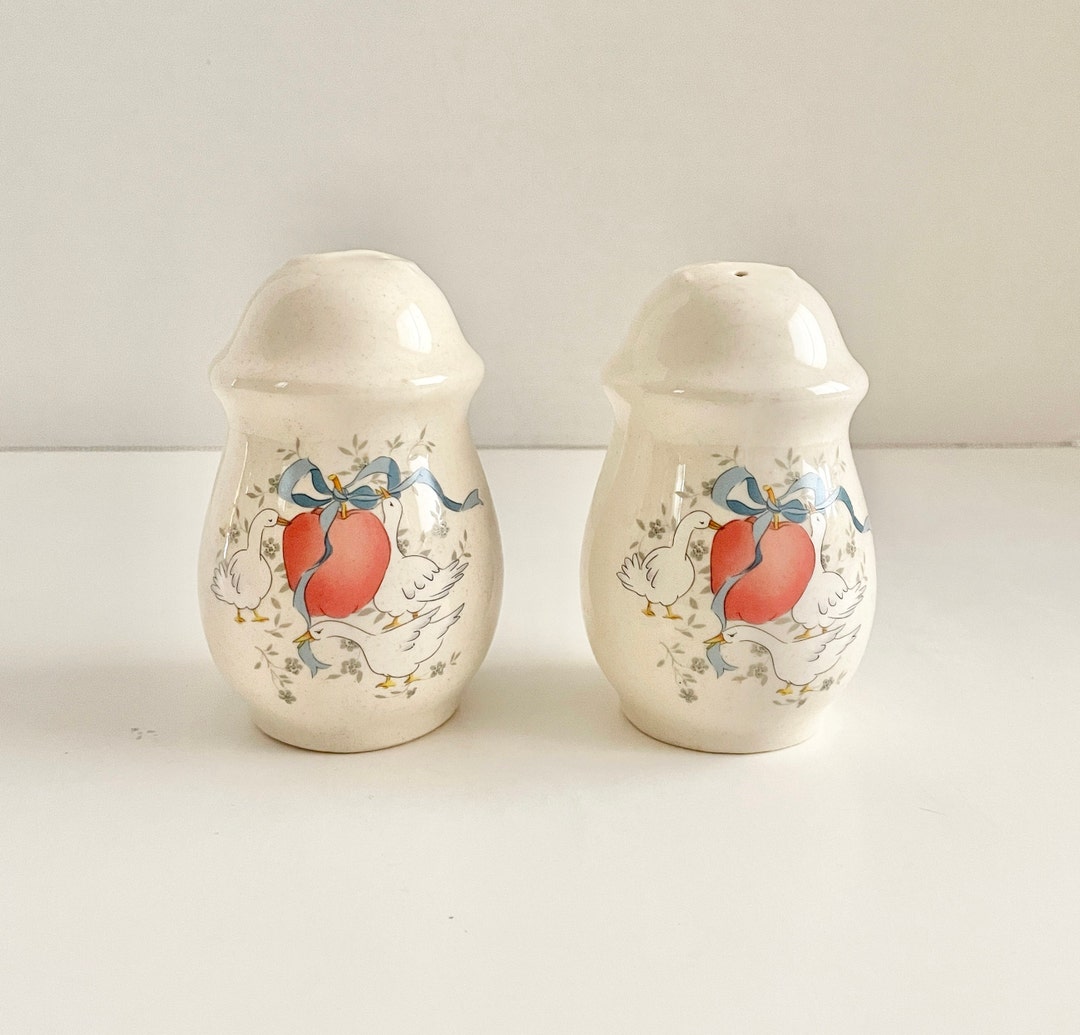 Vintage International Marmalade Geese Salt and Pepper Shakers - Etsy