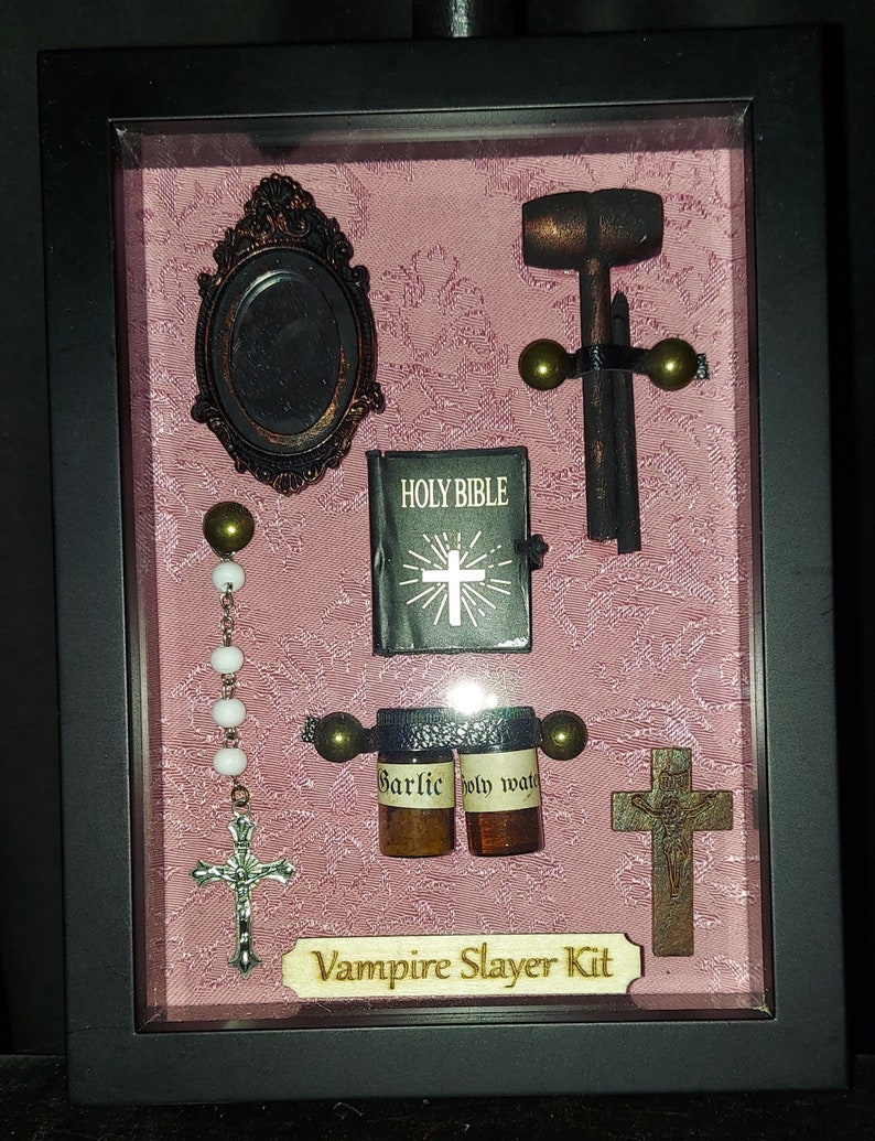 Vampire Slayer Hunter Kit Miniature , Vampire. Shadow Box, Dracula ...