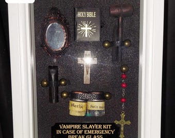 Vampire Slayer Hunter Kit Miniature , Vampire. Shadow Box, Dracula ...