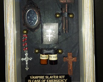 Vampire Slayer Hunter Kit Miniature , Vampire. Shadow Box, Dracula ...
