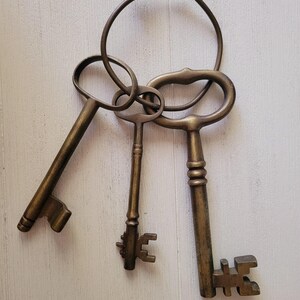 Vintage Brass Keys/ Brass Keys/ Brass Home Decor / Vintage Brass ...