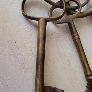 Vintage Brass Keys/ Brass Keys/ Brass Home Decor / Vintage Brass ...