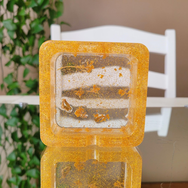 Vintage Ashtray Lucite - Etsy