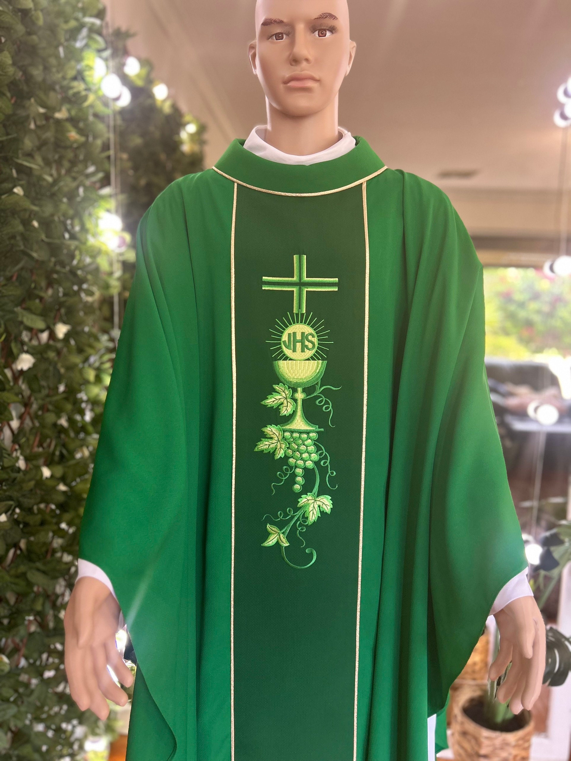 Embroidered Green Chasuble Vestments Gothic Style Chasuble,Vestments ...