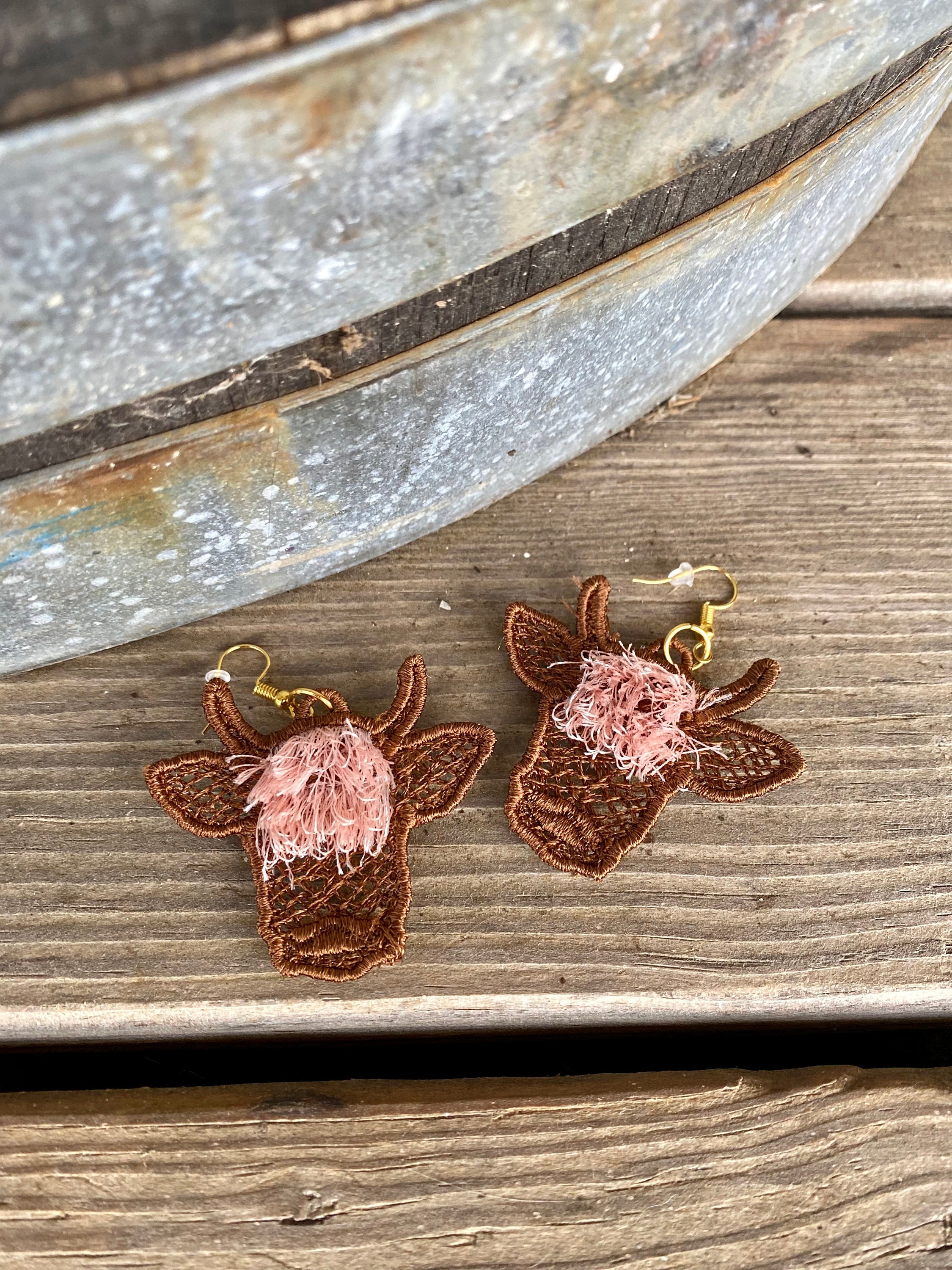 Highland Cow Earrings Freestanding Lace FSL - Etsy