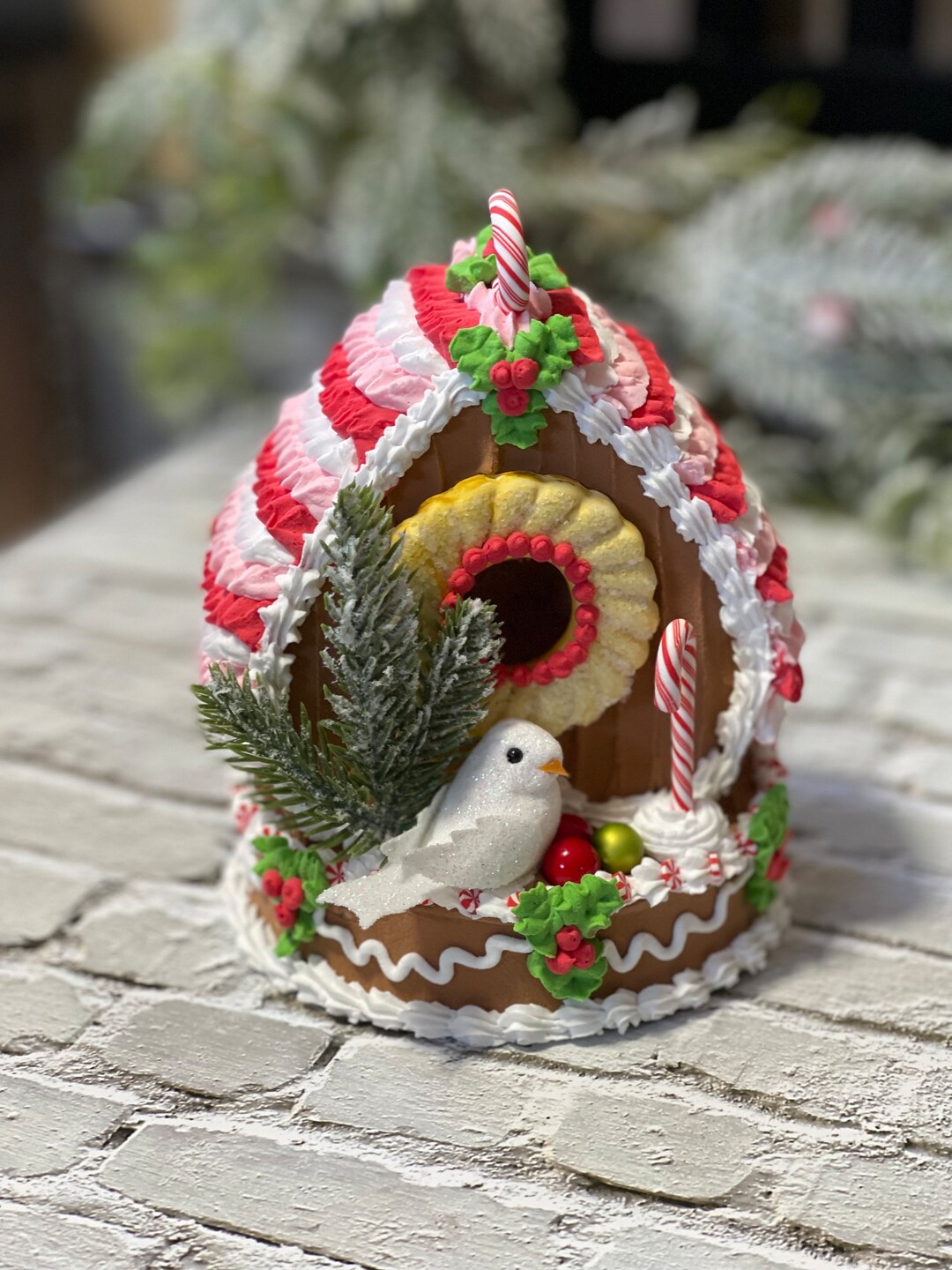 Faux Gingerbread Birdhouse/traditional Christmas Colors - Etsy