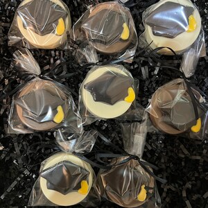 Chocolate Dipped Graduation Grad Cap Oreos and Chocolate Pops - Etsy