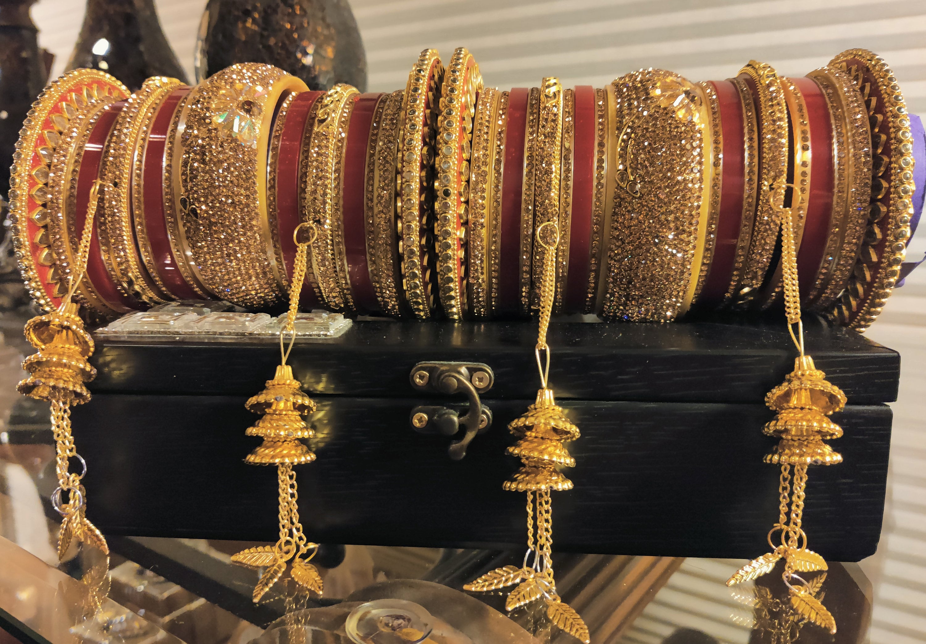 Hyderabad Nizami Indian Dulhan Bride Bangle 38-piece Joda Set Kangan ...