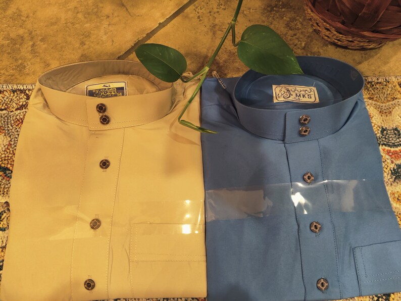 Qatari Style Jubba Thobe: Islamic Clothing for Men - 54 Inch - Etsy