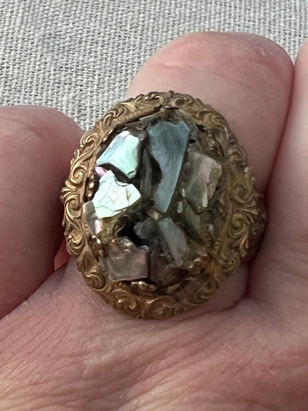 Large Sparkling Miriam Haskell MCM Layered Abalone Gold Tone Adjustable Ring ,shades of Grays ...