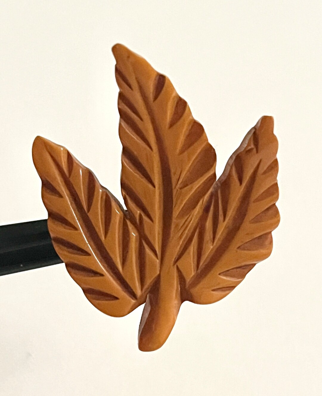 Carved Butterscotch Bakelite Leaf Button. Realistic. - Etsy