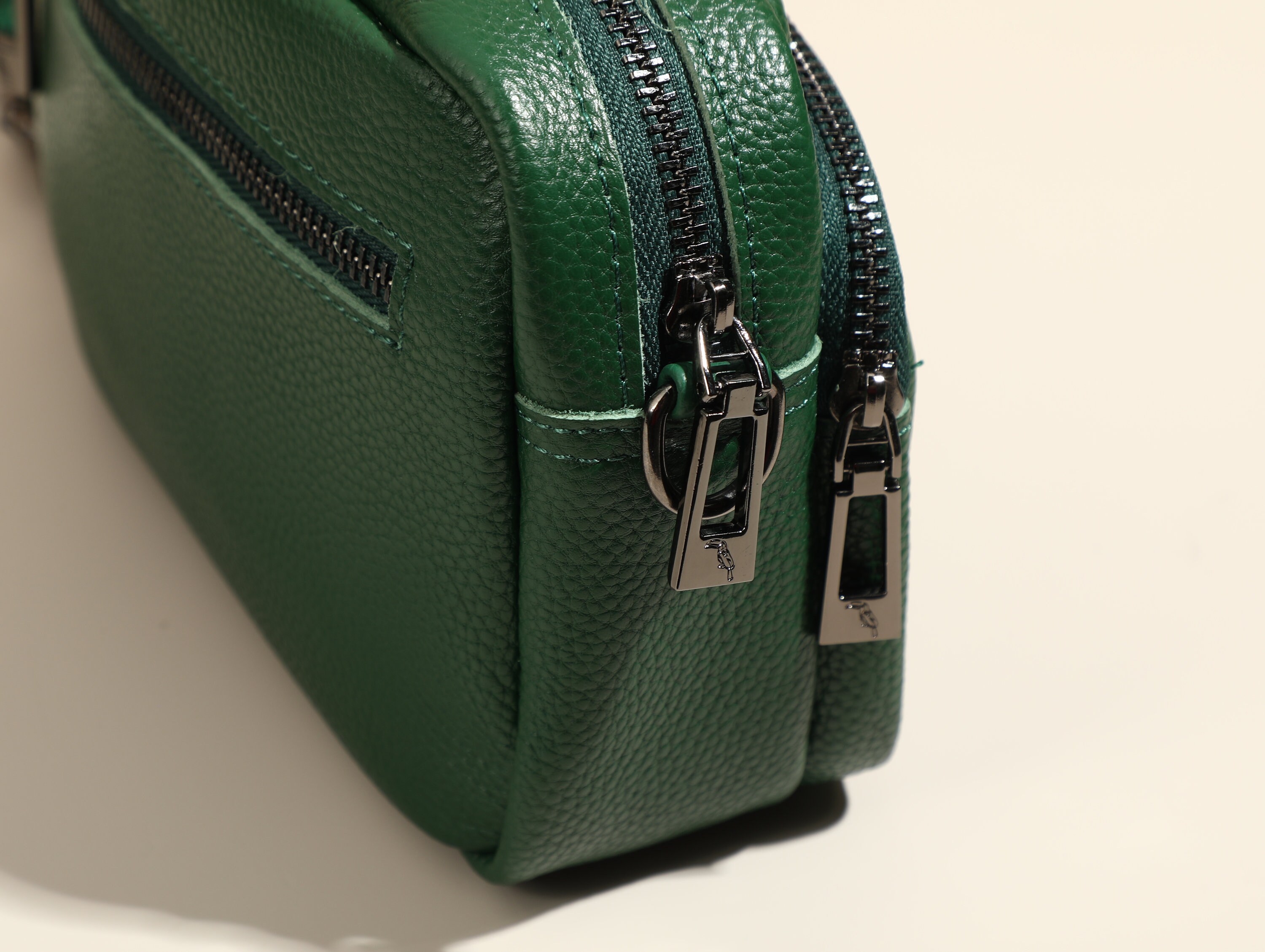 Women Leather Fanny Pack With Wide Strap, Camera Bag, Crossbody Bag ...