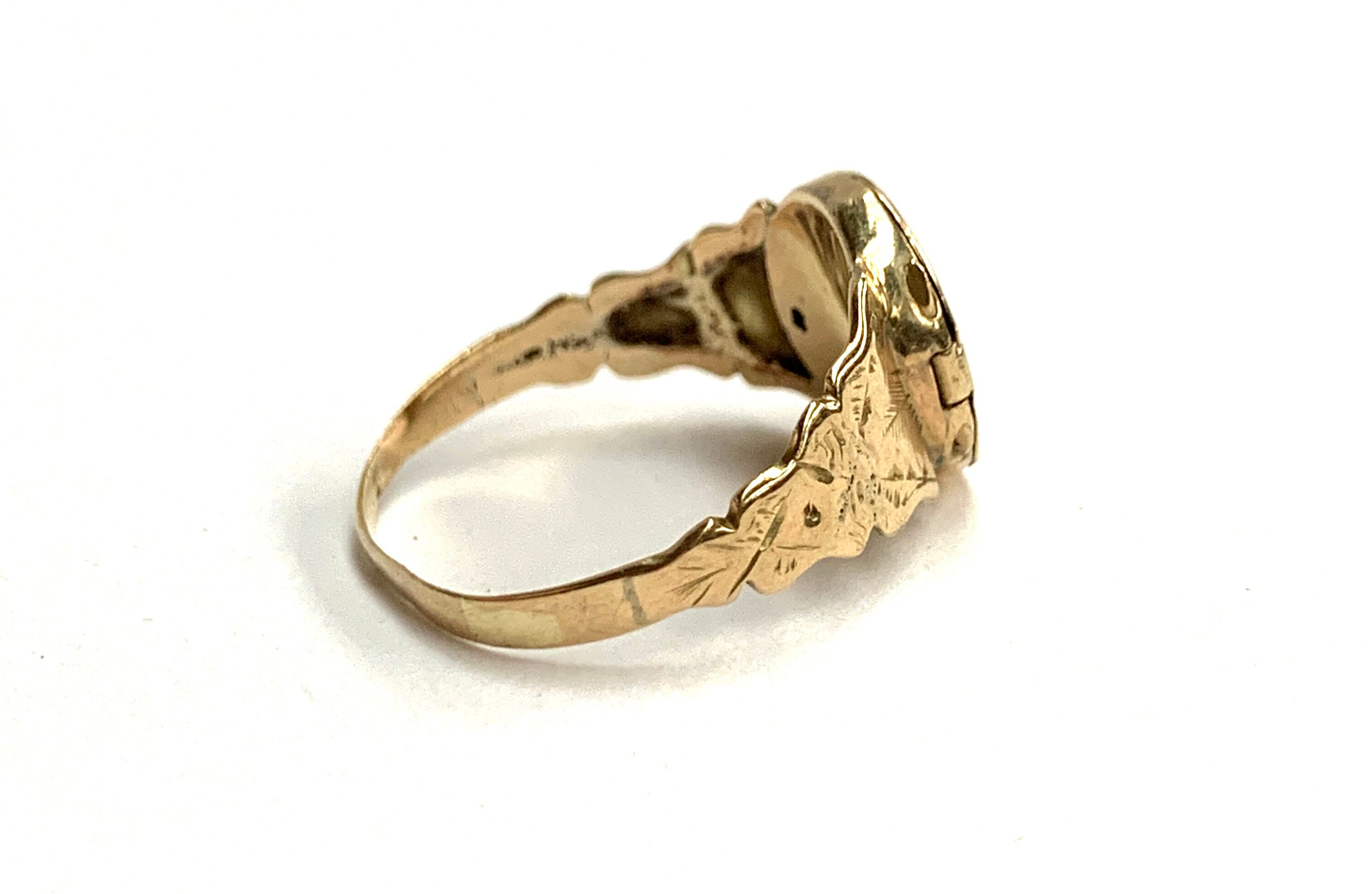 Rare Antique Victorian Gold Engraved Poison Ring - Etsy