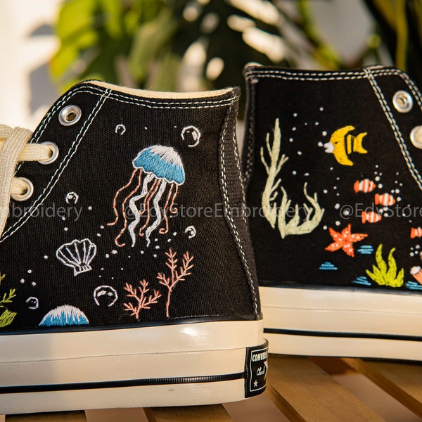 Custom Painted Converse - Etsy