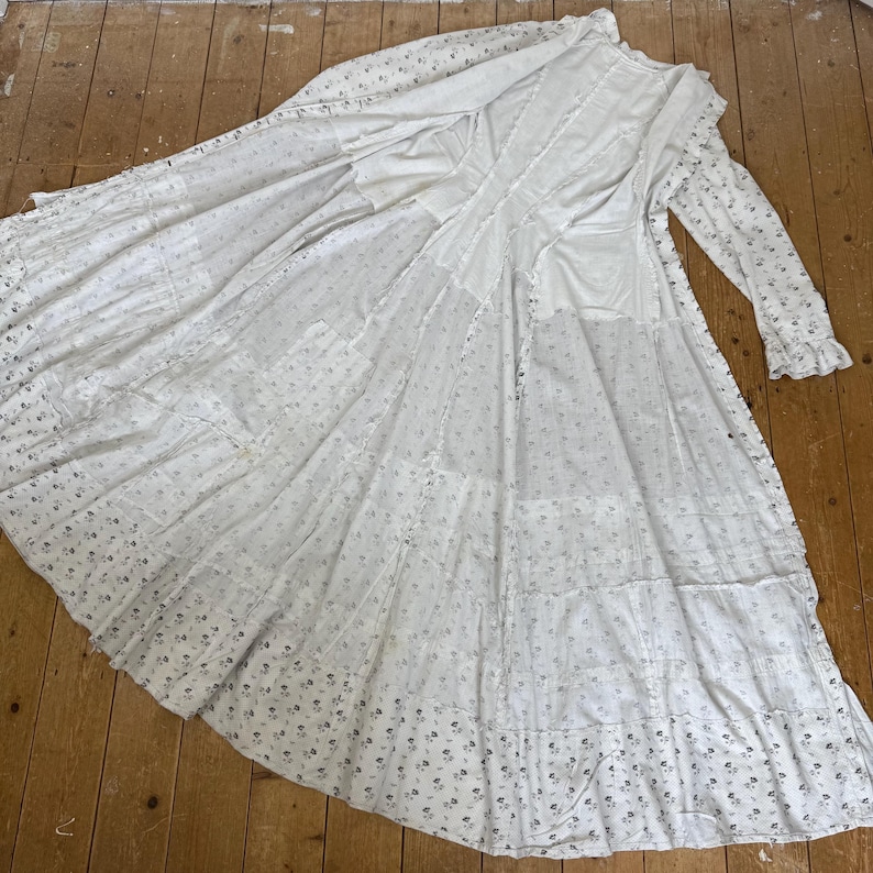 Antique Victorian Dress Printed Cotton Wrapper 1870s - Etsy